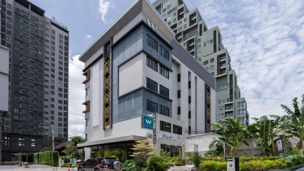 Accommodation around KX – ISCIT2024 – 2024 International Symposium on ...